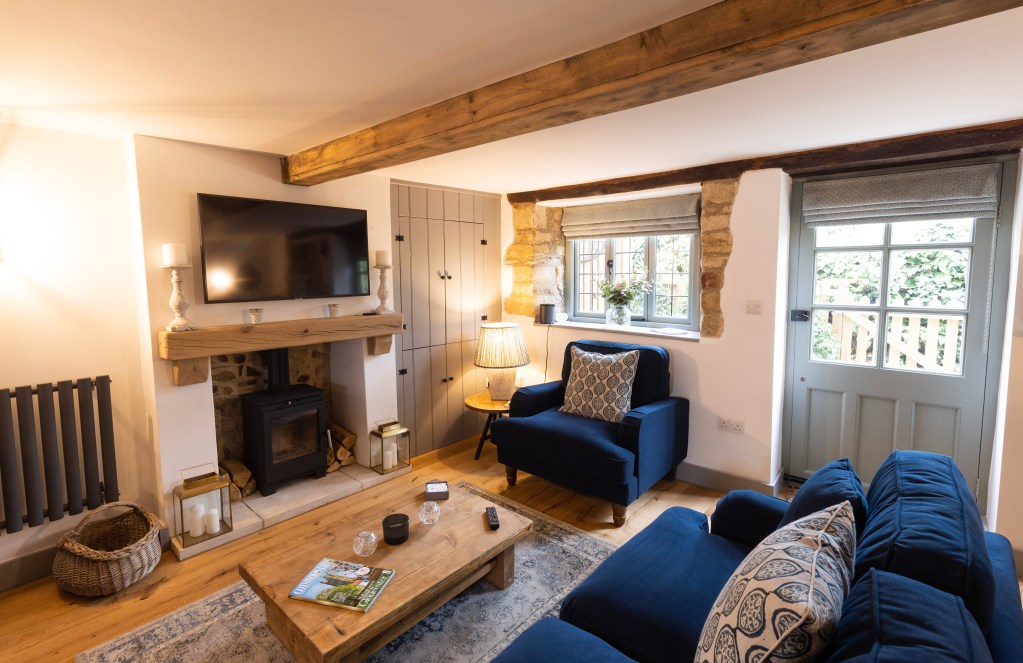 Gallery – The Little Forge, Bledington