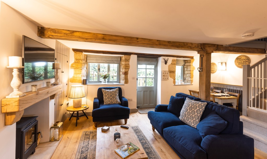 Gallery – The Little Forge, Bledington